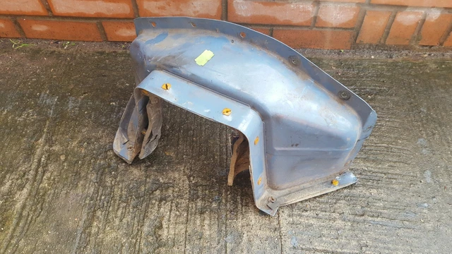 LAND ROVER DEFENDER 90 110 LT77 Gearbox Tunnel To Bulkhead Flange £34. ...