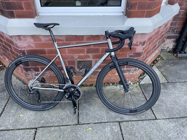 RIBBLE CGR TI - Shimano 105 Di2 - Titanium - Large Plus Road & Gravel ...