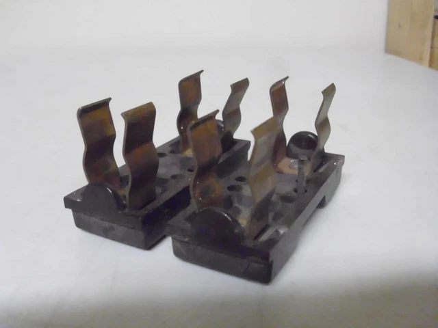 VINTAGE MADE IN Canada Fuse Box Pull Out 30 - 60 Amp 230V Ac $10.00 ...