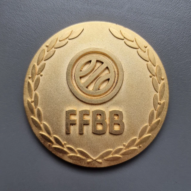 MÉDAILLE DE LA FFBB - Fédération Française de Basketball EUR 99,99 ...