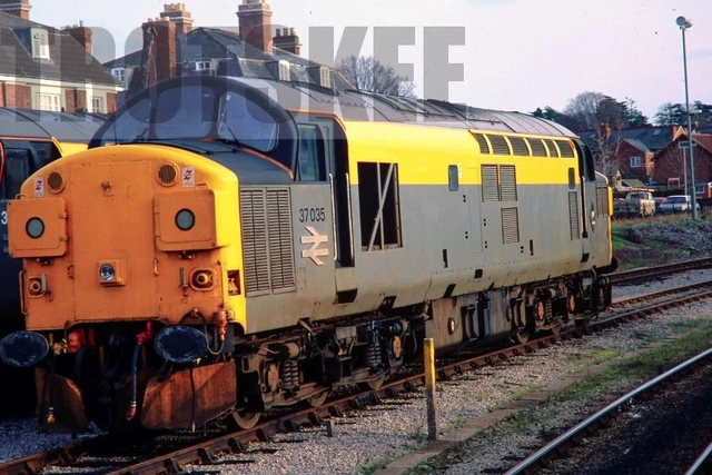 35MM SLIDE BR British Railways Diesel Loco Class 37 37035 1992 Hereford ...