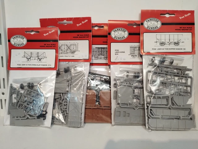 PARKSIDE DUNDAS OO Gauge model railway wagon kits. £15.00 - PicClick UK