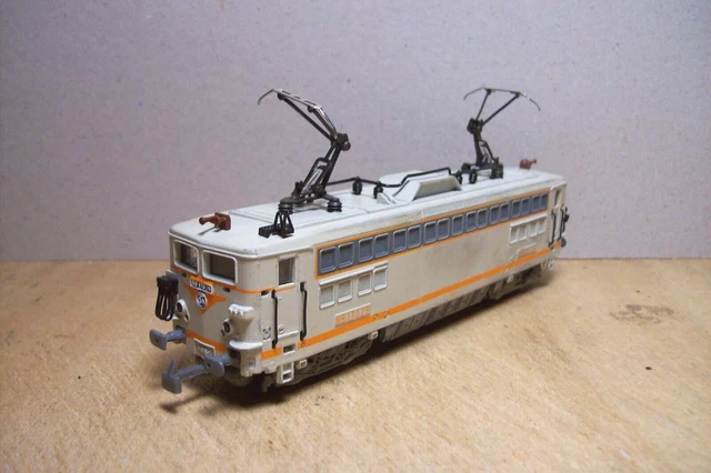 TRAIN HO JOUEF : LOCOMOTIVE ELECTRIQUE BB 17029 SNCF Livré OCCASION (sans boite) EUR 49,00 ...