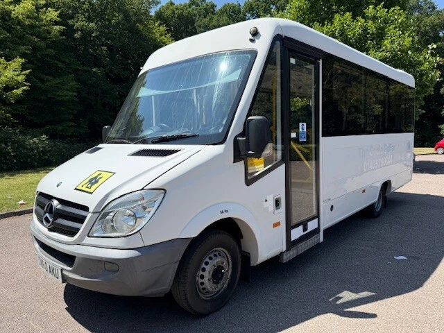 2010 (60) MERCEDES Sprinter TREKA 513 CDI Minibus Welfare Bus Auto £ ...