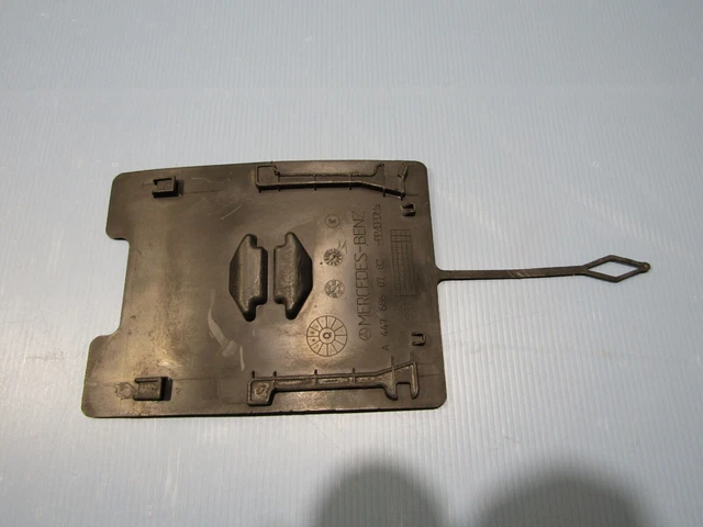 ORIGINAL MERCEDES VITO W447 Wartungsklappe Radarm Kotflügel A4476860782 ...