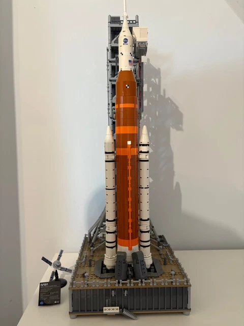 LEGO ICONS: NASA Artemis Space Launch System 10341 £199.00 - PicClick UK