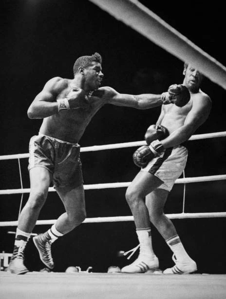 A PHASE MATCH between Floyd Patterson Jimmy Ellis Stockholm Sw- 1968 ...