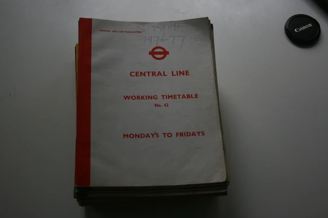 LONDON UNDERGROUND WORKING Timetable - Central Line No: 42 Aug 1976 £10 ...