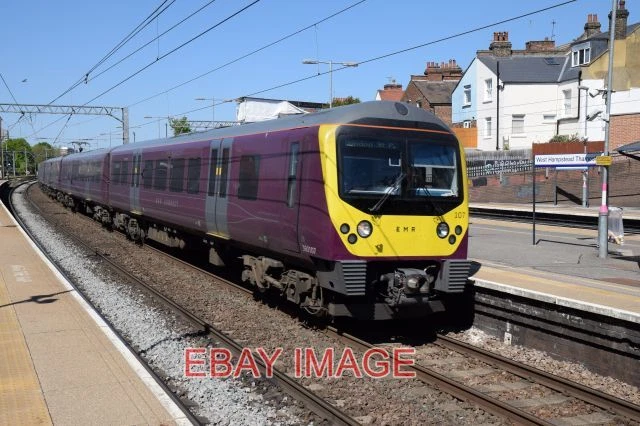 PHOTO CLASS 360/0 Desiro Emu No.360 104 (2) Of East Midlands Railway In ...