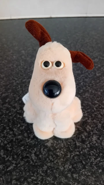 WALLACE AND GROMIT Nodding Head Wagging Tail Gromit £6.99 - PicClick UK