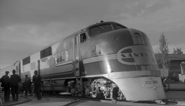 AT&SF SANTA FE diesel-electric locomotive, engine no. 5 OLD TRAIN PHOTO ...