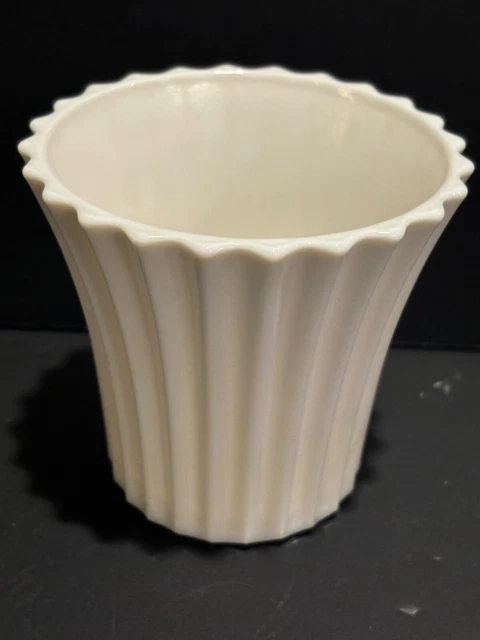 VINTAGE MCM ANCHOR Hocking Vitrock Ribbed Fluted White 4" Plant Pot $15 ...
