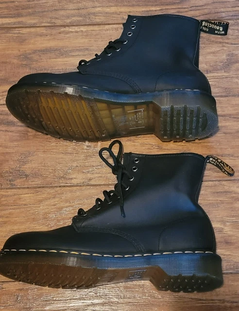 DR MARTENS AIR Wair Cocoa Lace Up Boots Size 10 Excellent Condition £ ...