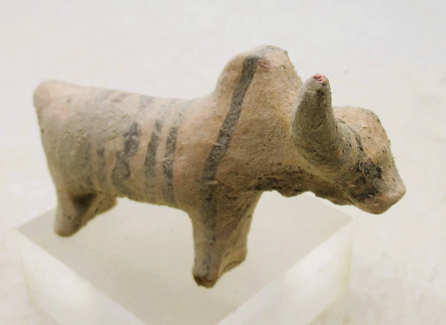A153 ANCIENT INDUS Valley Terracotta Harappan Bull Figurine. Circa 2200 ...