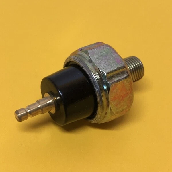 OIL PRESSURE SWITCH for Nissan D21 NAVARA 2.5L 85-87 SD25 D 2 Yr Wty ...