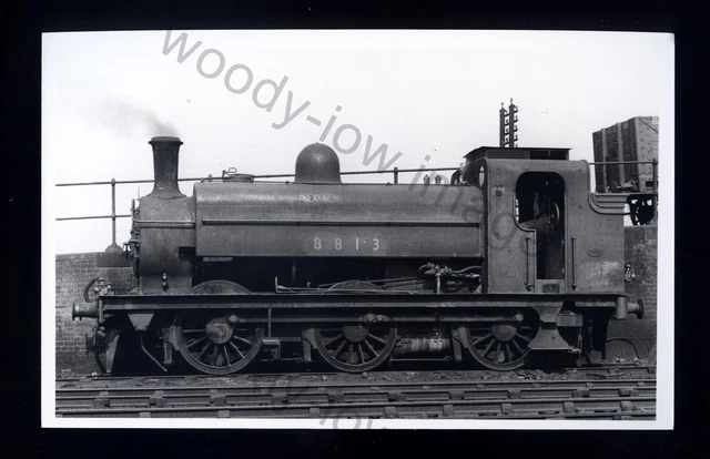RY1829 - LNER Railway Engine No.8813 at Doncaster Shed c1948 ...