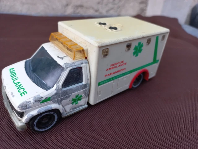 JOUET MINIATURE AMBULANCE Rescue Paramédic Pompier-Fire MAJORETTE 1/43 ...
