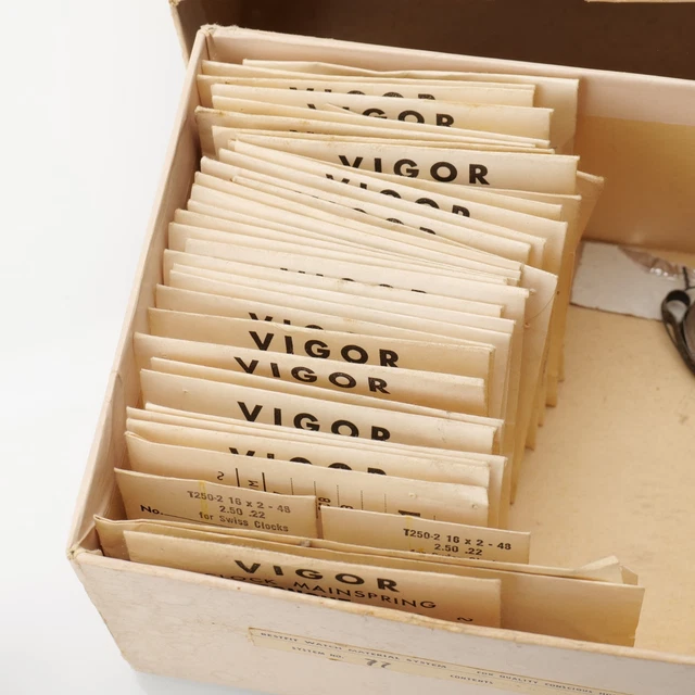 LOT ASSORTED NEW Old Stock Clock Mainsprings Vigor Watchmaker Repair ...