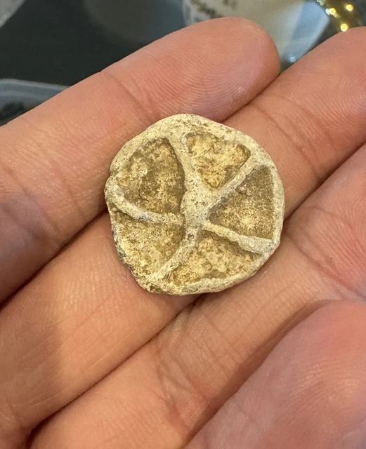 POST MEDIEVAL LEAD farmers token lovely pattern metal detecting find £ ...