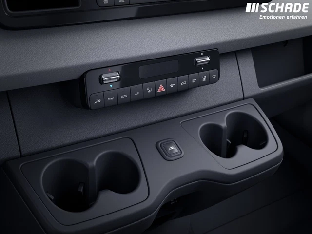 ORIGINAL MERCEDES BENZ Sprinter 907-910 Doppelcupholder (Code FG8) EUR ...