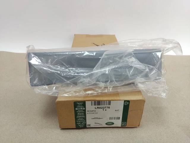 NEW GENUINE RANGE Rover Rear Left Jacking Point Cover LR023776 £95.39 ...