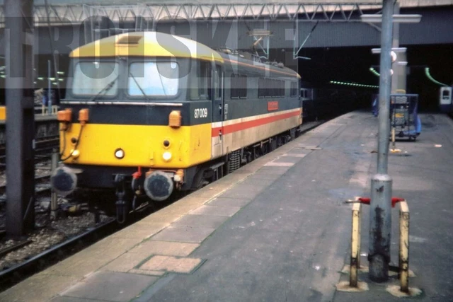 35MM SLIDE BR British Rail Electric Loco Class 87 87009 1984 Original £ ...