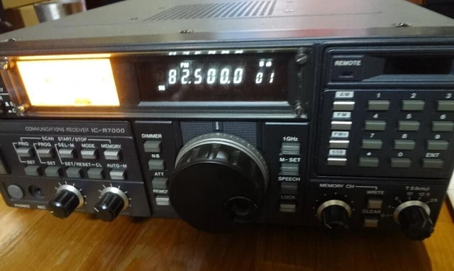 UNTESTED - ICOM IC-R7000 Communications Receiver 25-1000MHz 1240 ...