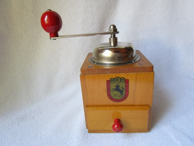 MKH MÄRKISCHE KAFFEEMÜHLENFABRIK Holz-Kaffeemühle mit Kurbel und Stahlmahlwerk. EUR 45,00 ...