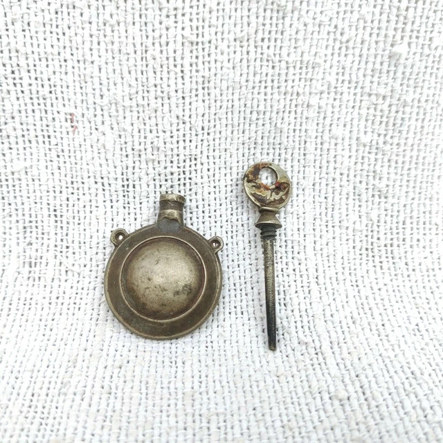 VINTAGE ISLAMIC BRASS Kohl Holder Traditional Kohl Pot Eyeliner Surma ...