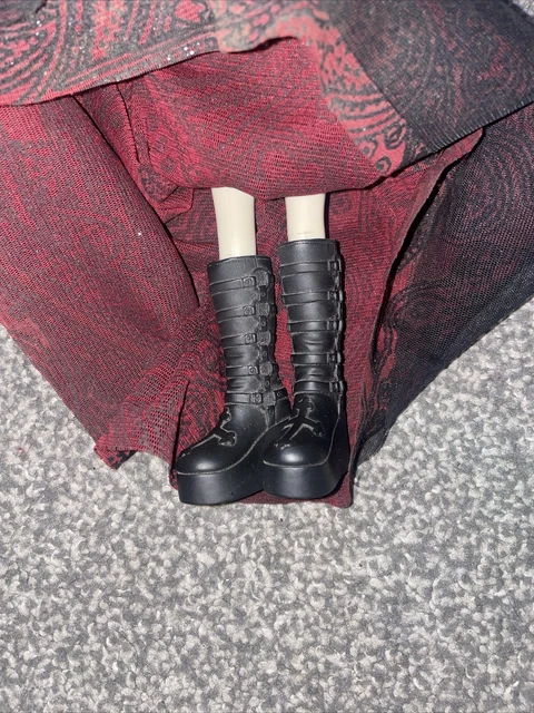 BLEEDING EDGE, GOTH DOLL, BEGOTH, ANNABELLE LEE. c2004. £200.00 ...
