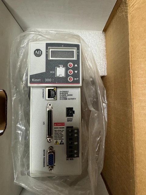 ALLEN BRADLEY KINETIX 300 Servo Drive 2097-V34Pr3 EUR 2.800,00 ...