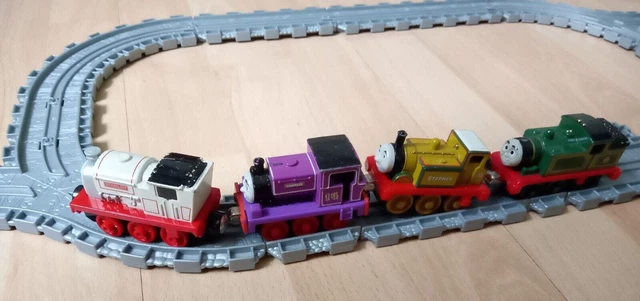 THOMAS THE TANK Engine & Friends - 22 pieces of grey ERTL train track ...