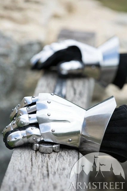 MEDIEVAL 14TH CENTURY Hourglass Gauntlets Medieval Hand Gloves LARP ...