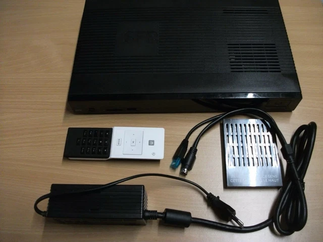 DÉCODEUR TV SFR Evolution + disque dur 250Go Avec Alimentation et ...