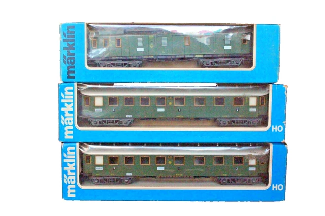 MARKLIN DR COACHES 4137. 4143. and 4143 boxed £38.16 - PicClick UK