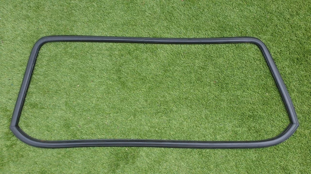 FORD CAPRI MK3 FRONT WINDOW WINDSCREEN SEAL GENUINE OE 2.0s 3.0s 2.8i ...