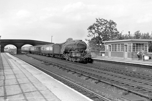 Photo Br British Railways Steam Locomotive Class V2 60854 At Alne £199 Picclick Uk
