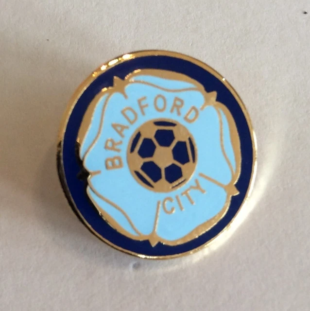 BRADFORD CITY FOOTBALL Club FC Badge. AFC. 17 mms. PIN BACK IN SILVER ...