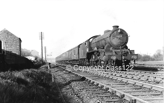 2 PHOTOS - LNER B-17 No.61664 'Liverpool' £1.99 - PicClick UK