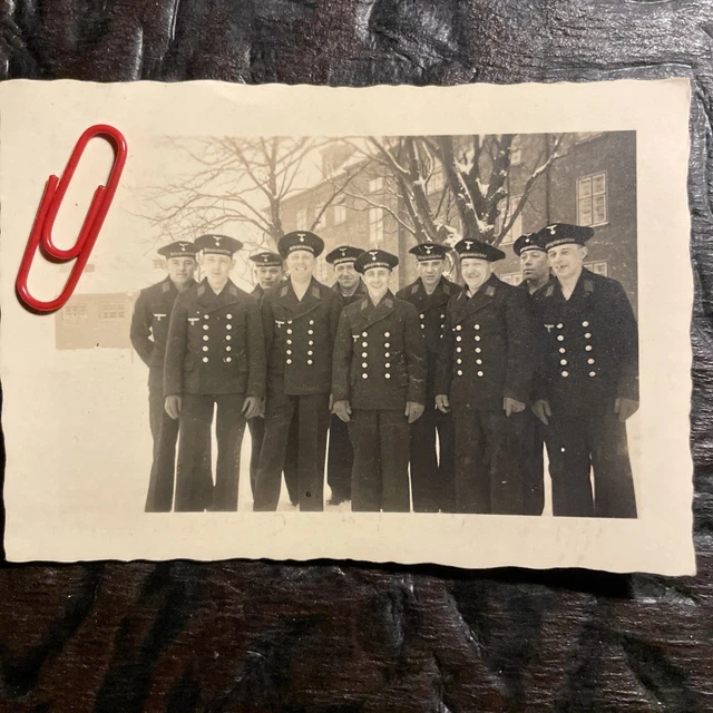 KRIEGSMARINE MARINE MATROSE Soldat Kaserne Uniform 10x7 Original Foto 2 ...