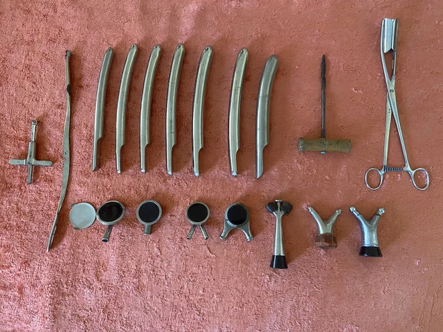 VINTAGE MEDICAL EQUIPMENT set, Rare Collection Of Surgical Equipment £ ...