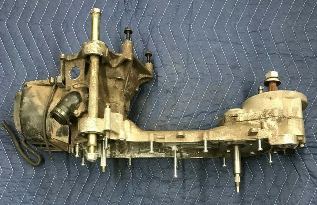 🛵 🔩 ORIGINAL Engine Base for E-Ton Beamer 50 Moped - 2004 to 2006 $449. ...