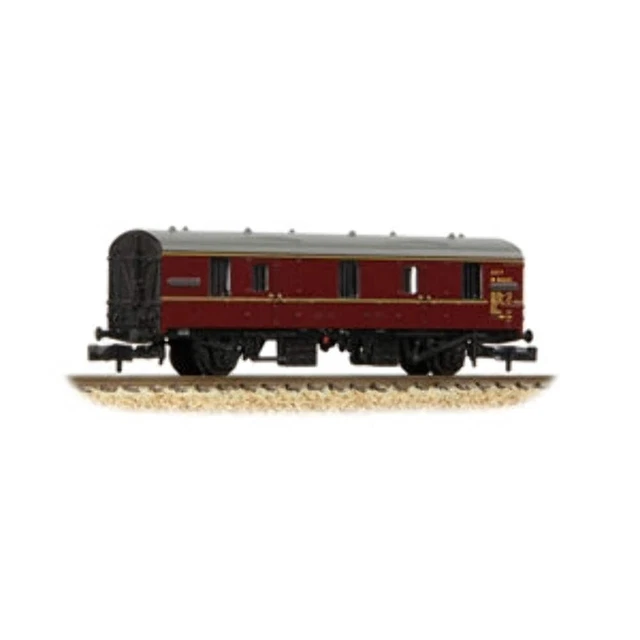 GRAHAM FARISH 374-785A - BR Mk1 CCT Covered Carriage Truck BR Maroon £ ...