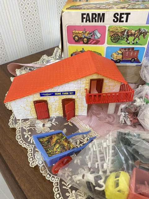 1983 HOME FARM SET 99 I Vintage Farm Set. Made In HONG KONG £71.62 ...