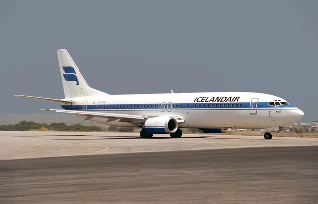 BOEING 737-400 ICELANDAIR Reg: Tf-Fia With Antenna - Jcwings Jclh4307 1 ...