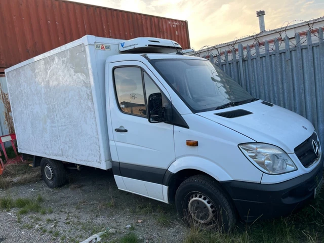 MERCEDES SPRINTER CHILL / freezer Luton van £2,900.00 - PicClick UK