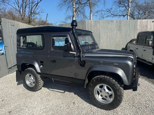 LAND ROVER DEFENDER 90 2.5 TDi County SWB Diesel Manual £11,995.00 ...