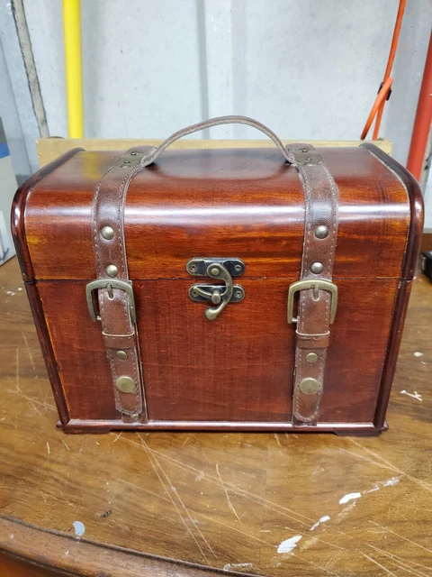 VINTAGE TREASURE CHEST With Leather Straps £17.50 - PicClick UK