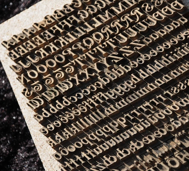 POLICE DE CARACTÈRES à dorer 6 mm fer relieur dorure bronze/laiton ...