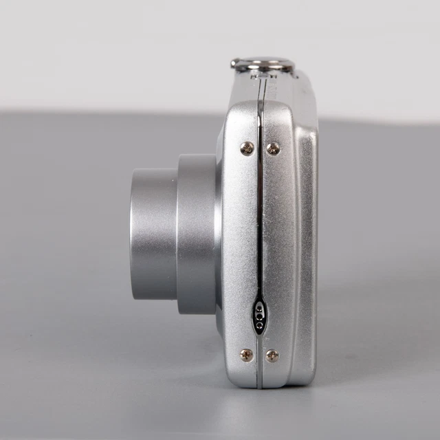 NIKON COOLPIX S225 - 10MP digital compact camera - silver £69.00 ...